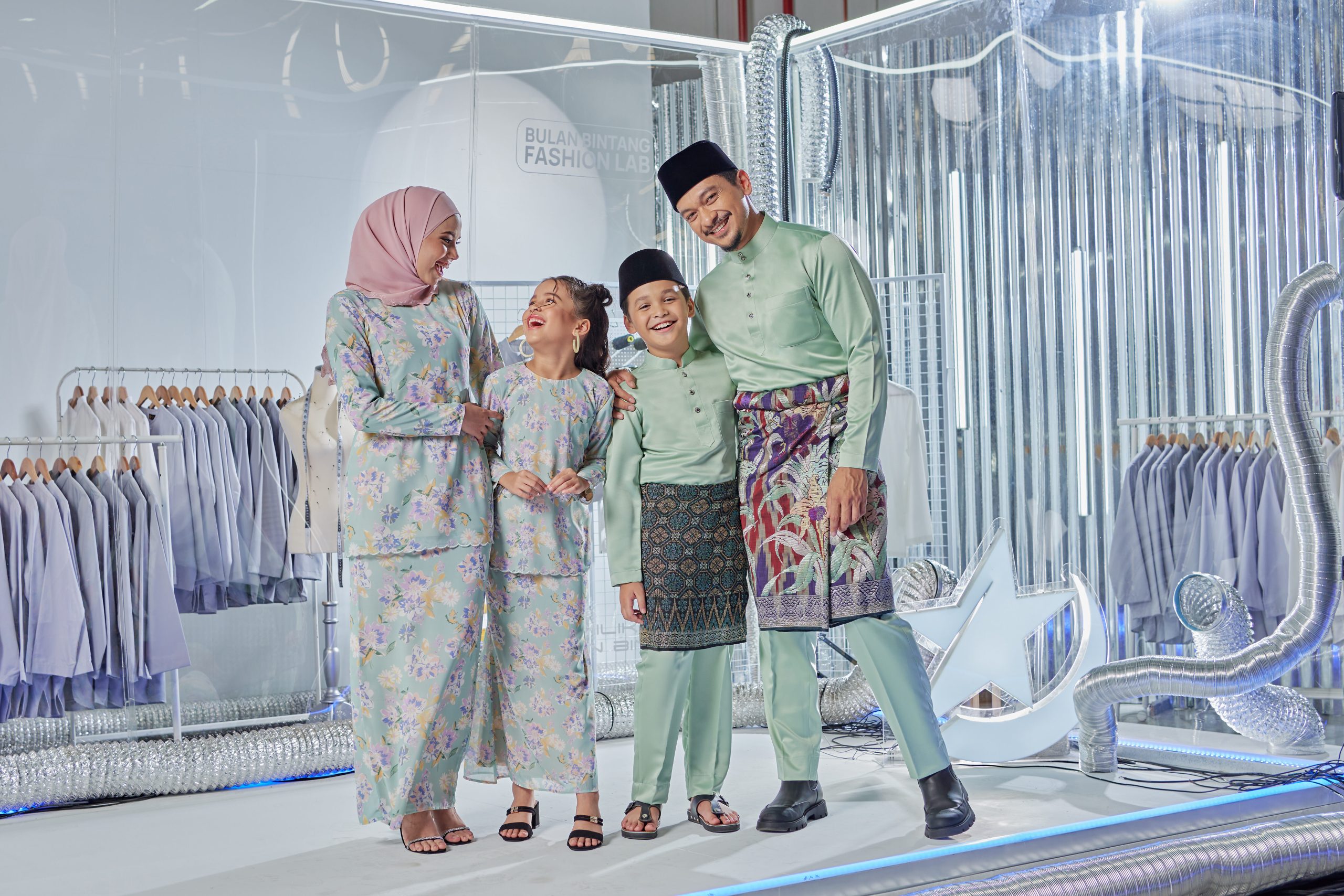 Koleksi Raya Sedondon Bulan Bintang 2023 - Bulan Bintang HQ